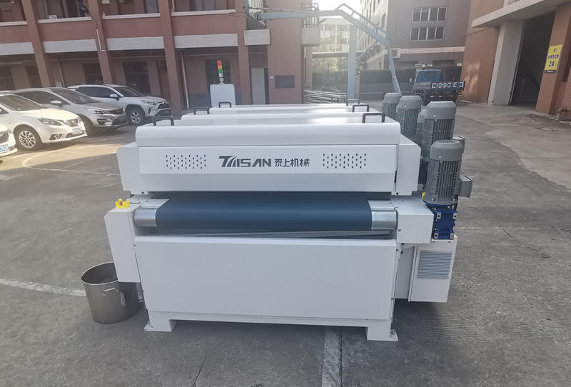 Automatic Cabinet Roller Coating Machine - Buy Triple roller coating ...