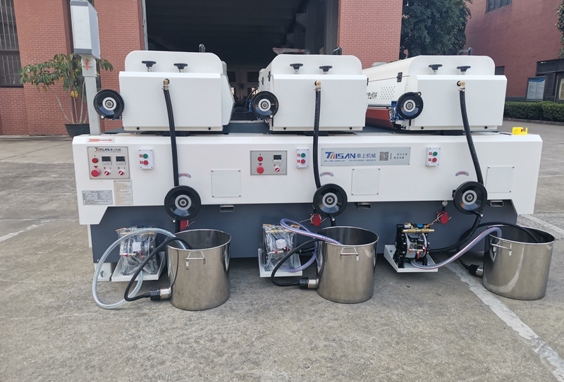 Automatic Cabinet Roller Coating Machine - Buy Triple roller coating ...